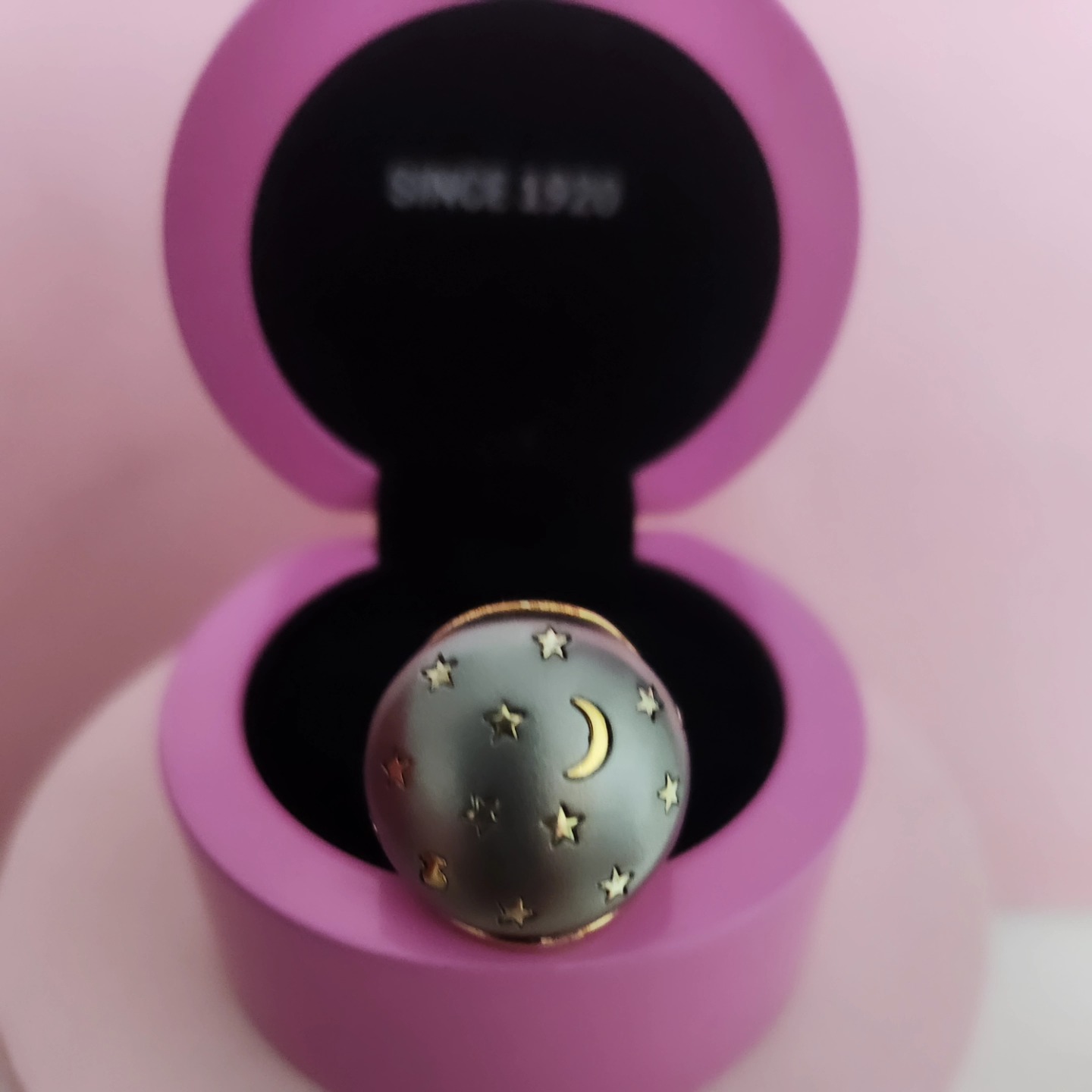 Anillo abombado de baño de oro 18 kt sobre plata y dark silver Twiling ...